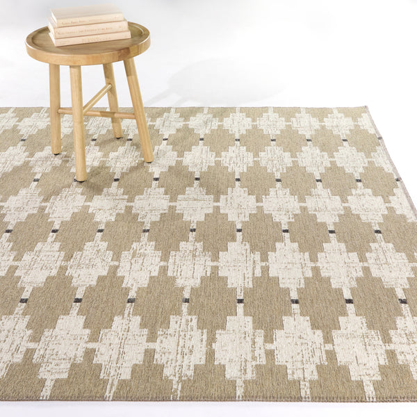 Tyndall Transitional Geometric Area Rug - Balta Rugs